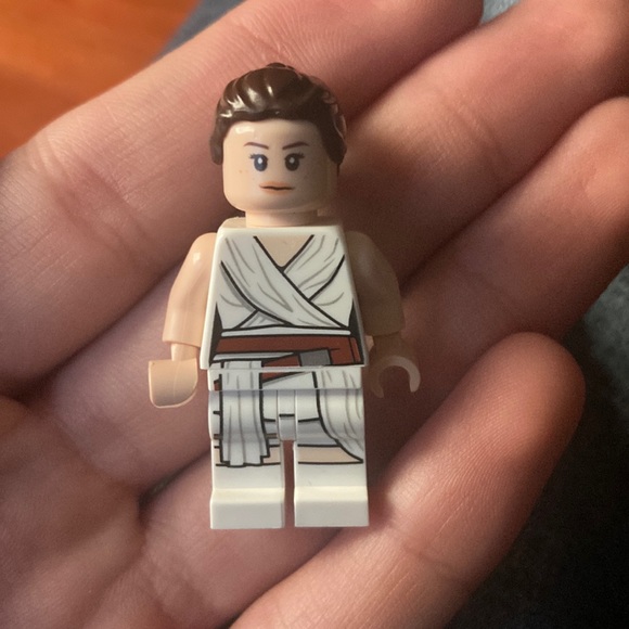 Lego | Toys | Lego Star Wars Rey White Tied Robe Minifigure | Poshmark